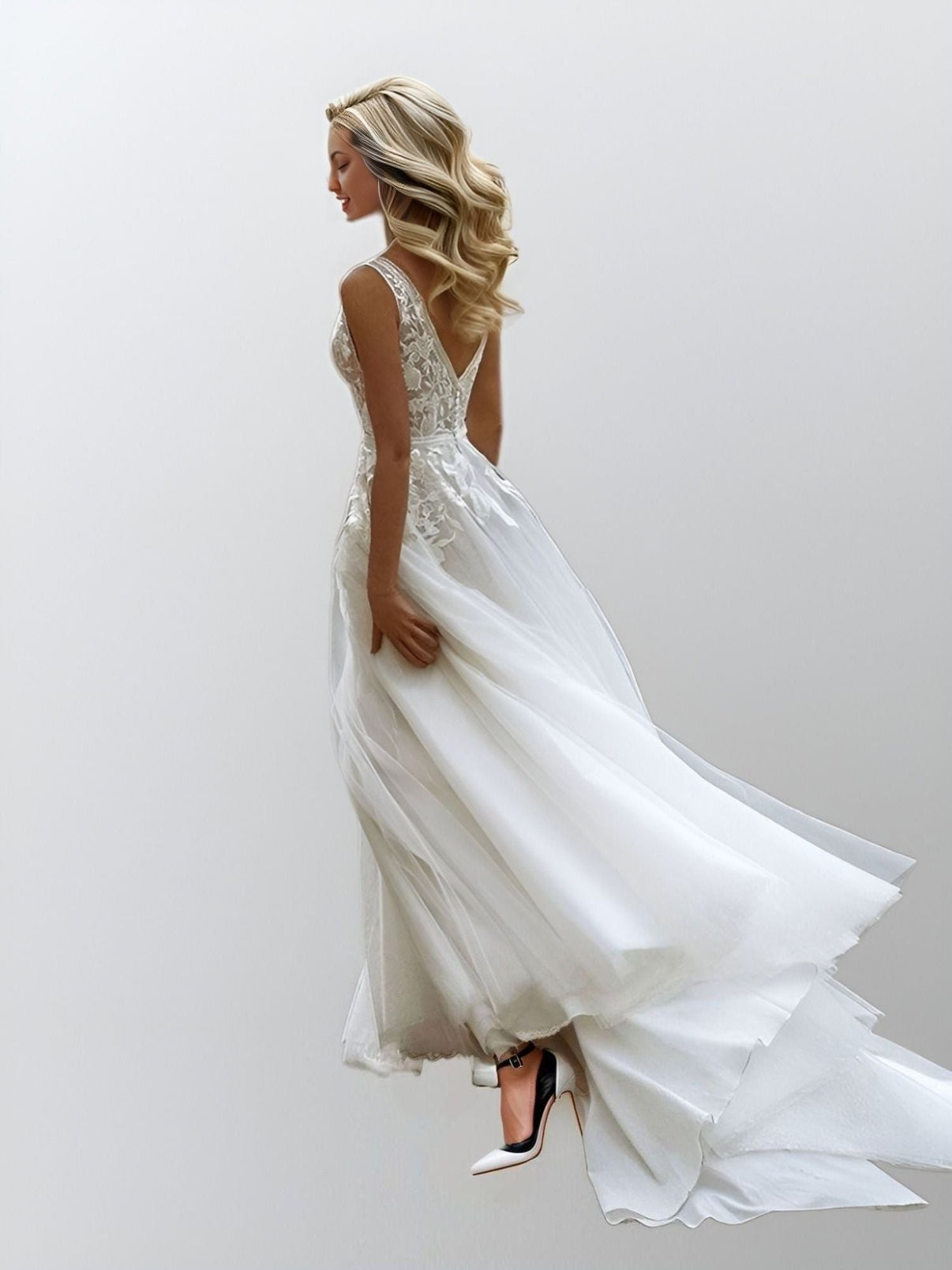 FRANCESCA Wedding Dress | Boho Lace Appliqued Gown – Lula Bridal